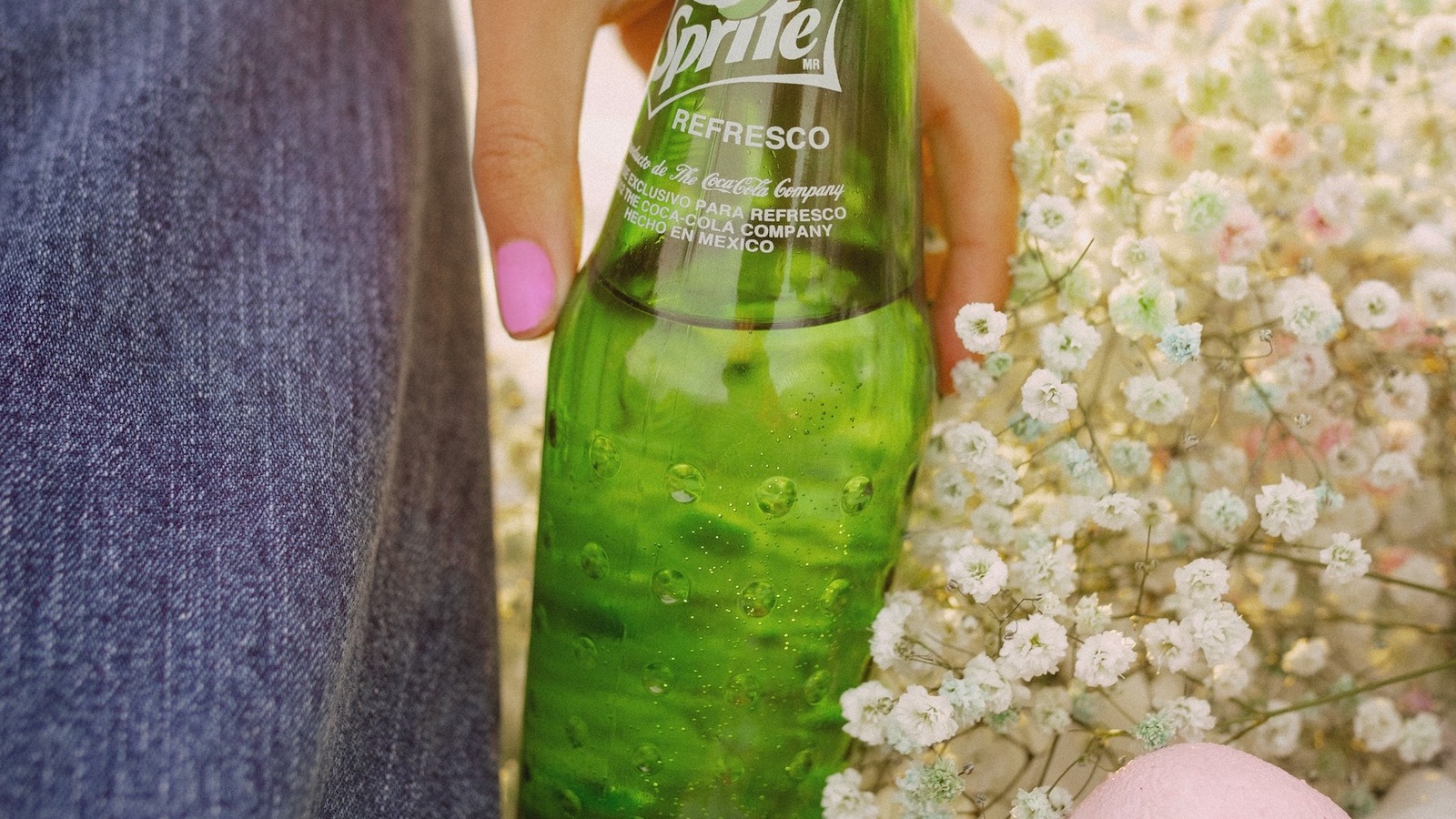 Why You Should Start Adding Sprite To Your Cut Flowers 