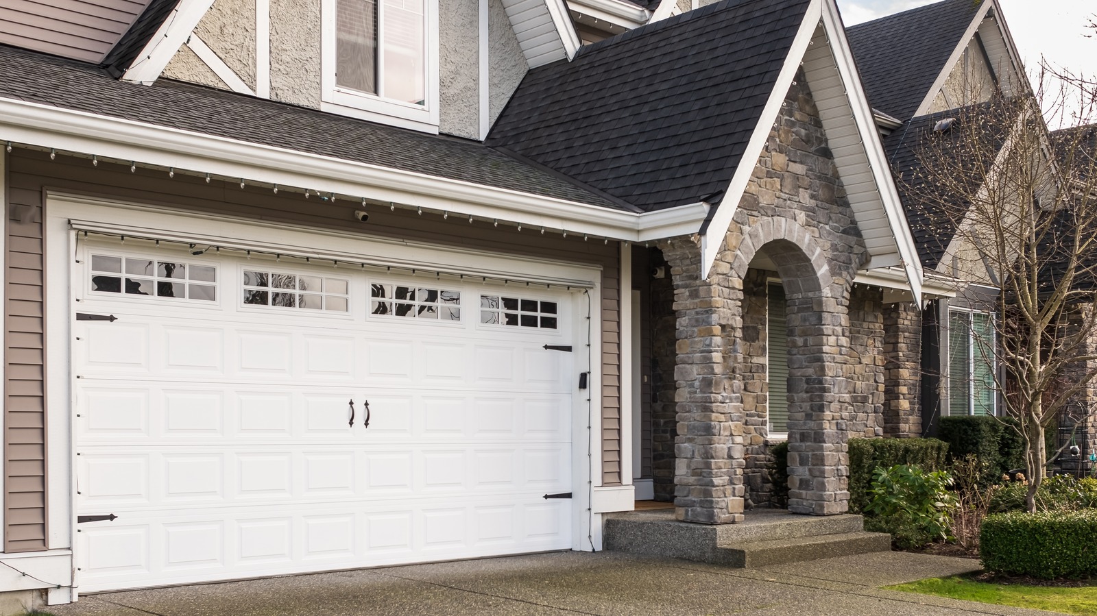 Why Your Garage Might Not Be The Best Place To Store Spare Batteries