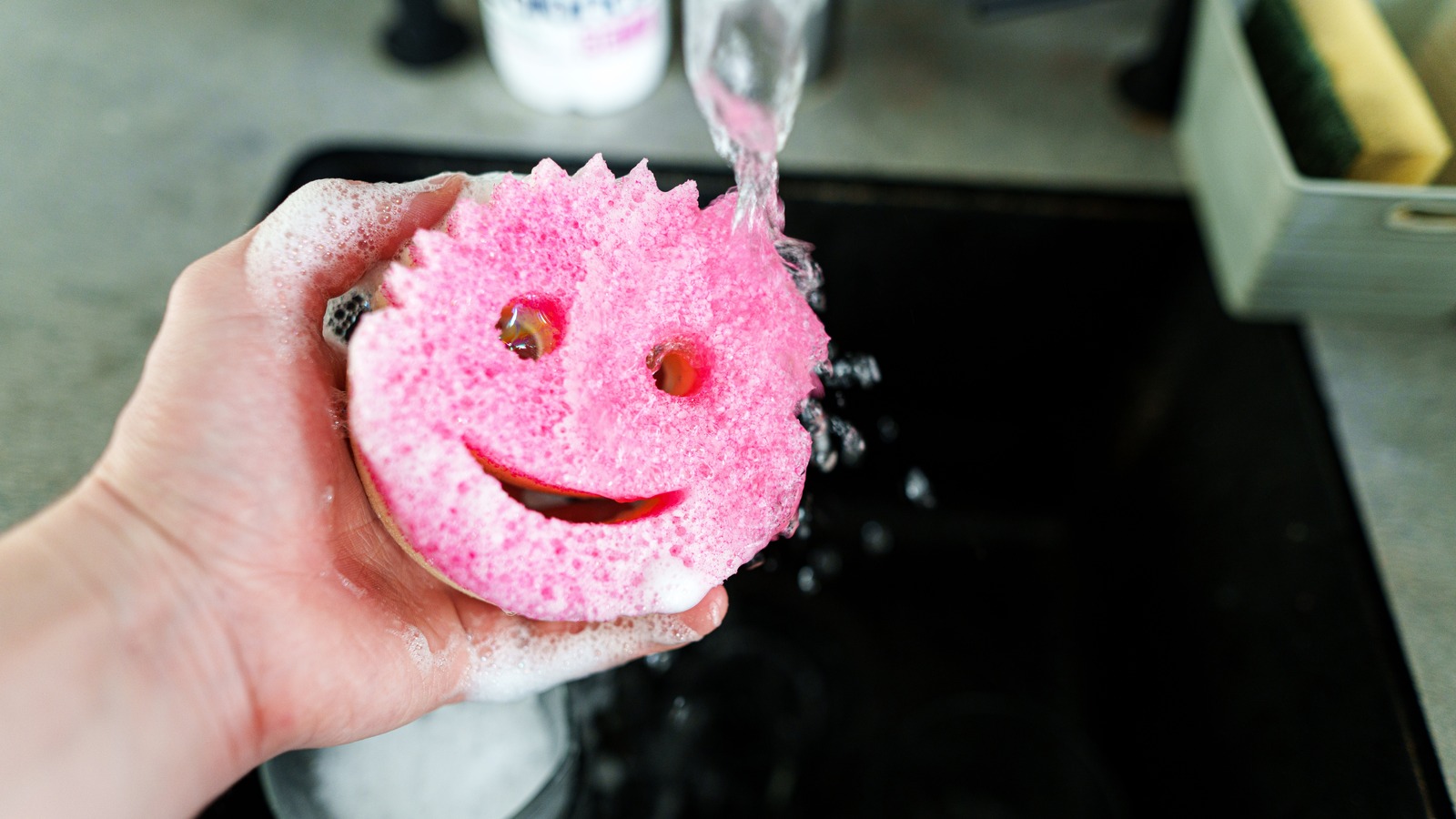 Will Using The Scrub Daddy Hack On Your Floors Cause Damage? Here's ...